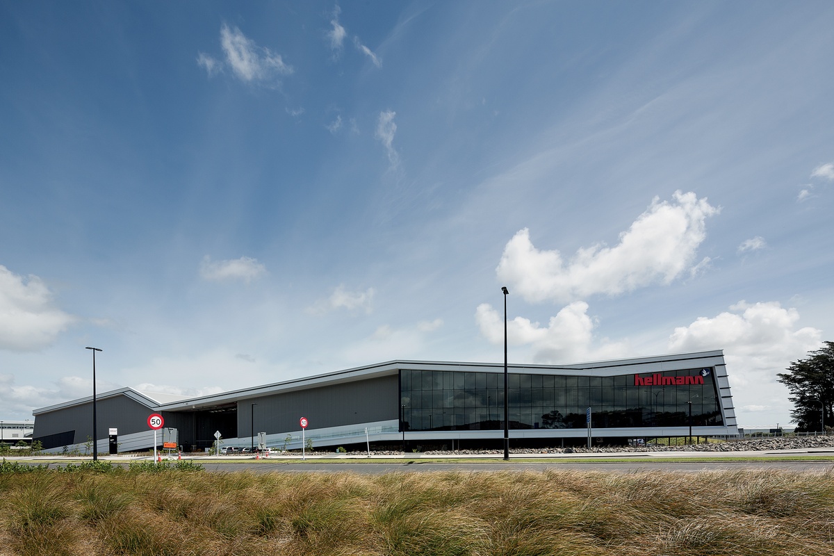 A welcome departure: Hellmann Worldwide Logistics | Architecture Now